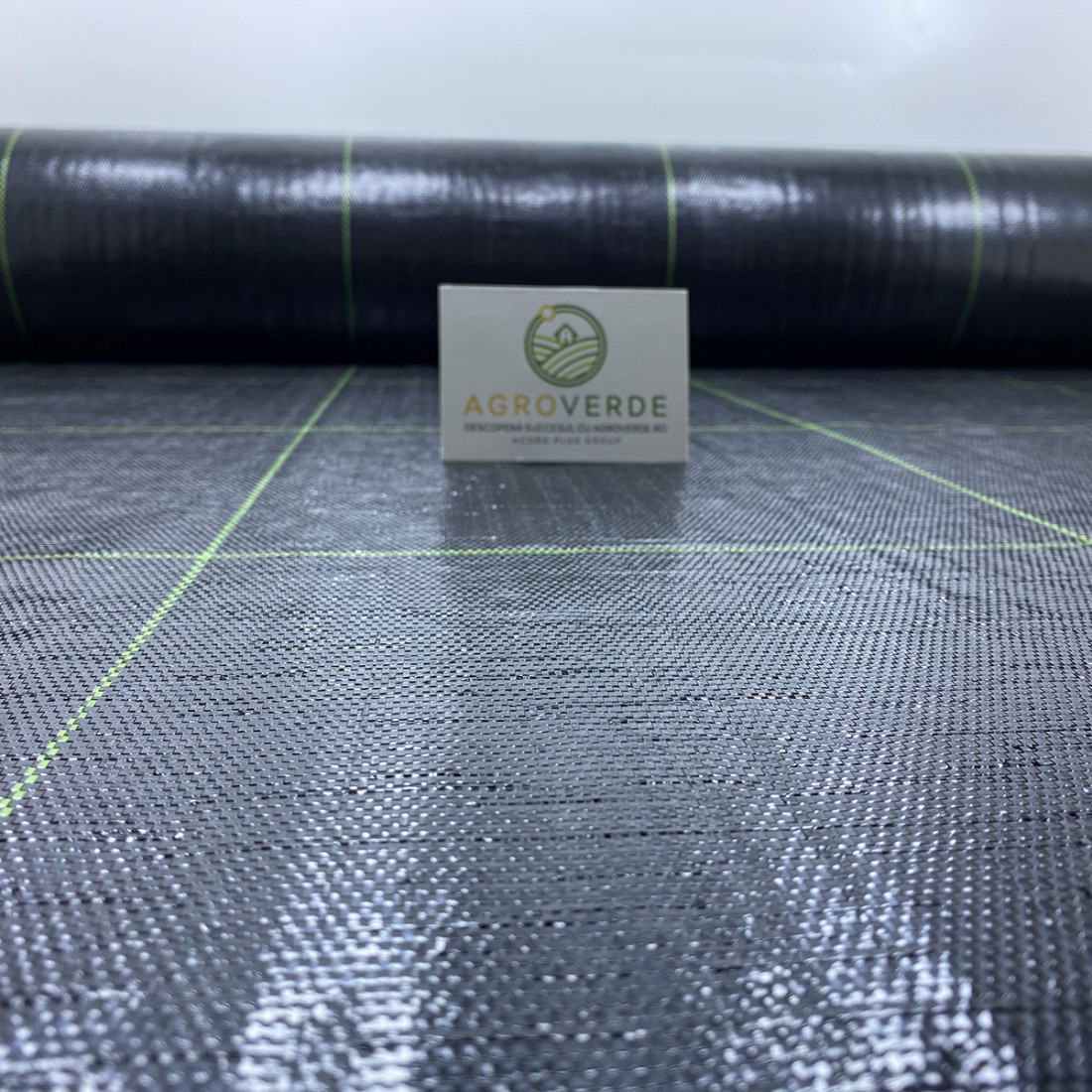 Agrotextil (folie pentru mulcire) 0.60 x 100 m, 100g/m2